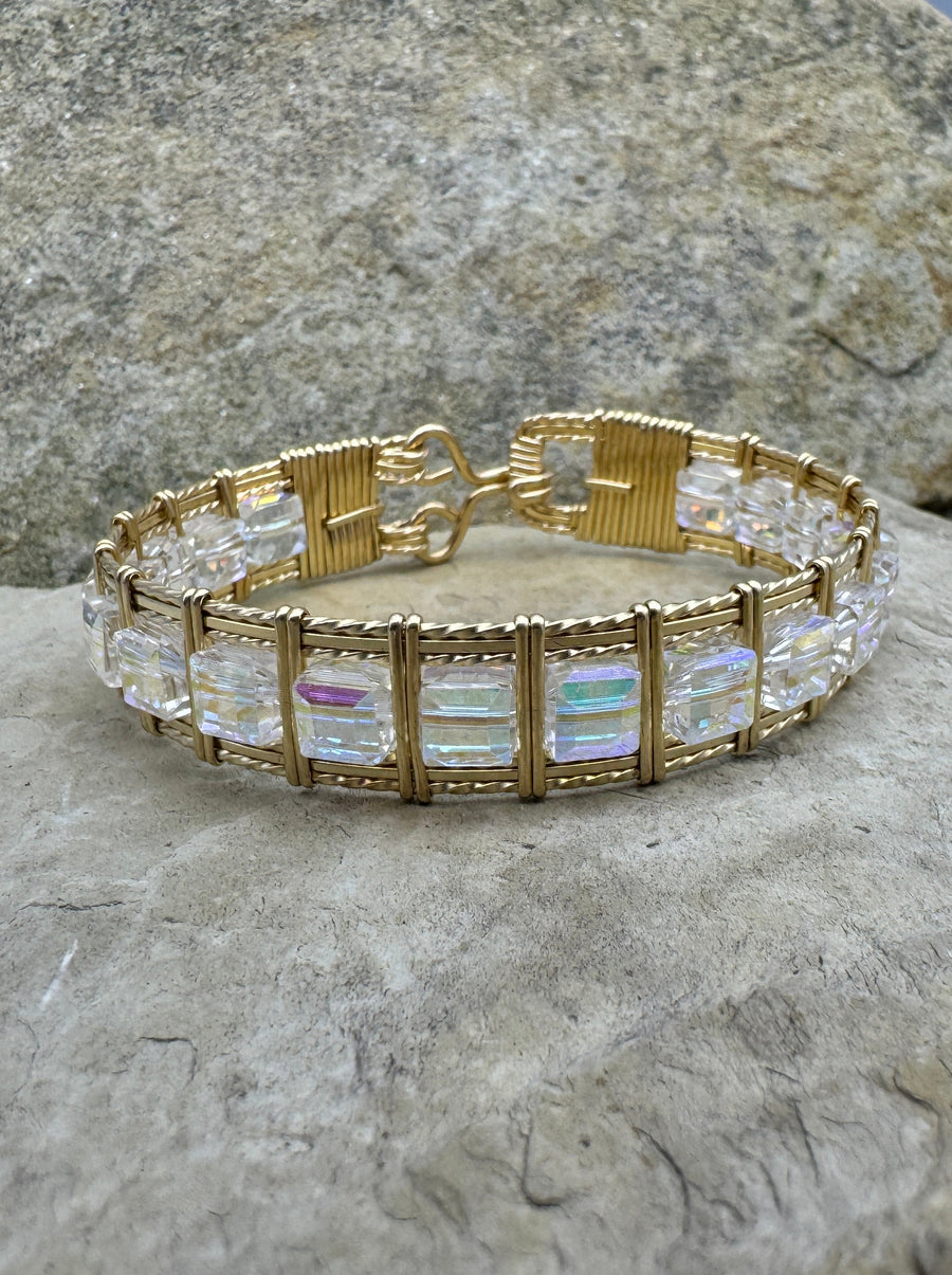 Heidi White Designs – StonesNSilver.com