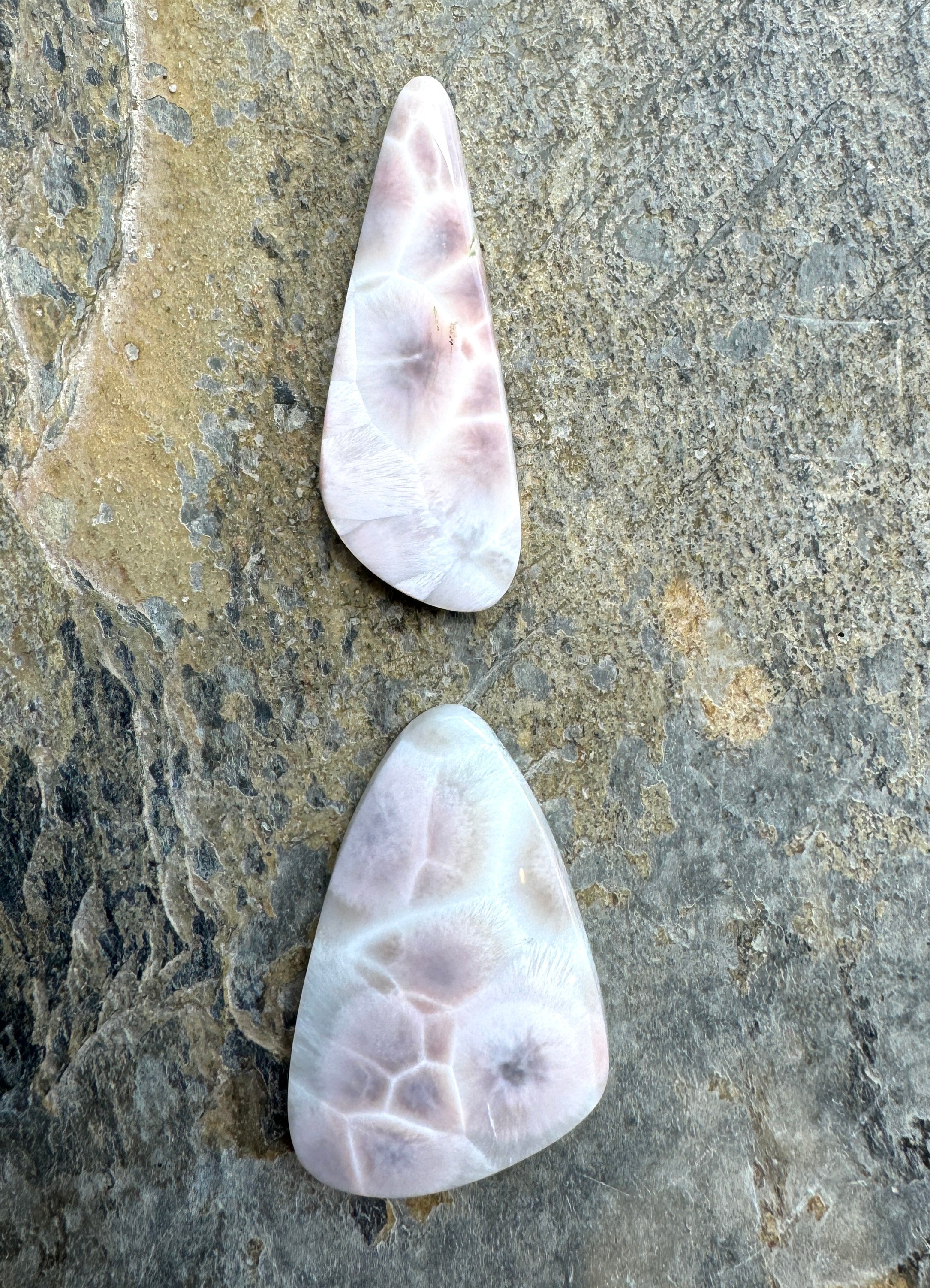 Pink Natrolite (Indonesia) Freeform Cabochon (Select – StonesNSilver.com